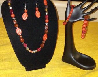 Red jewelry set | Etsy