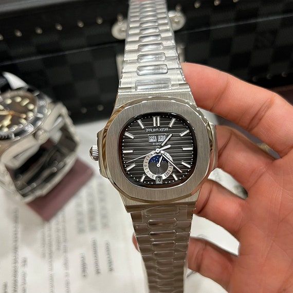 Patek philippe nautilus Blue Diamond Dial 41mm, Luxur… - Gem