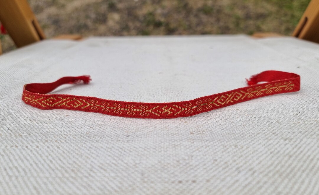 Birka Brocaded Silk Tablet Woven Trim Birka B21 Silk Gold Wire - Etsy