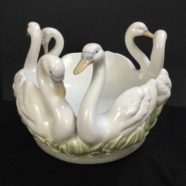Swan Centerpiece - Etsy