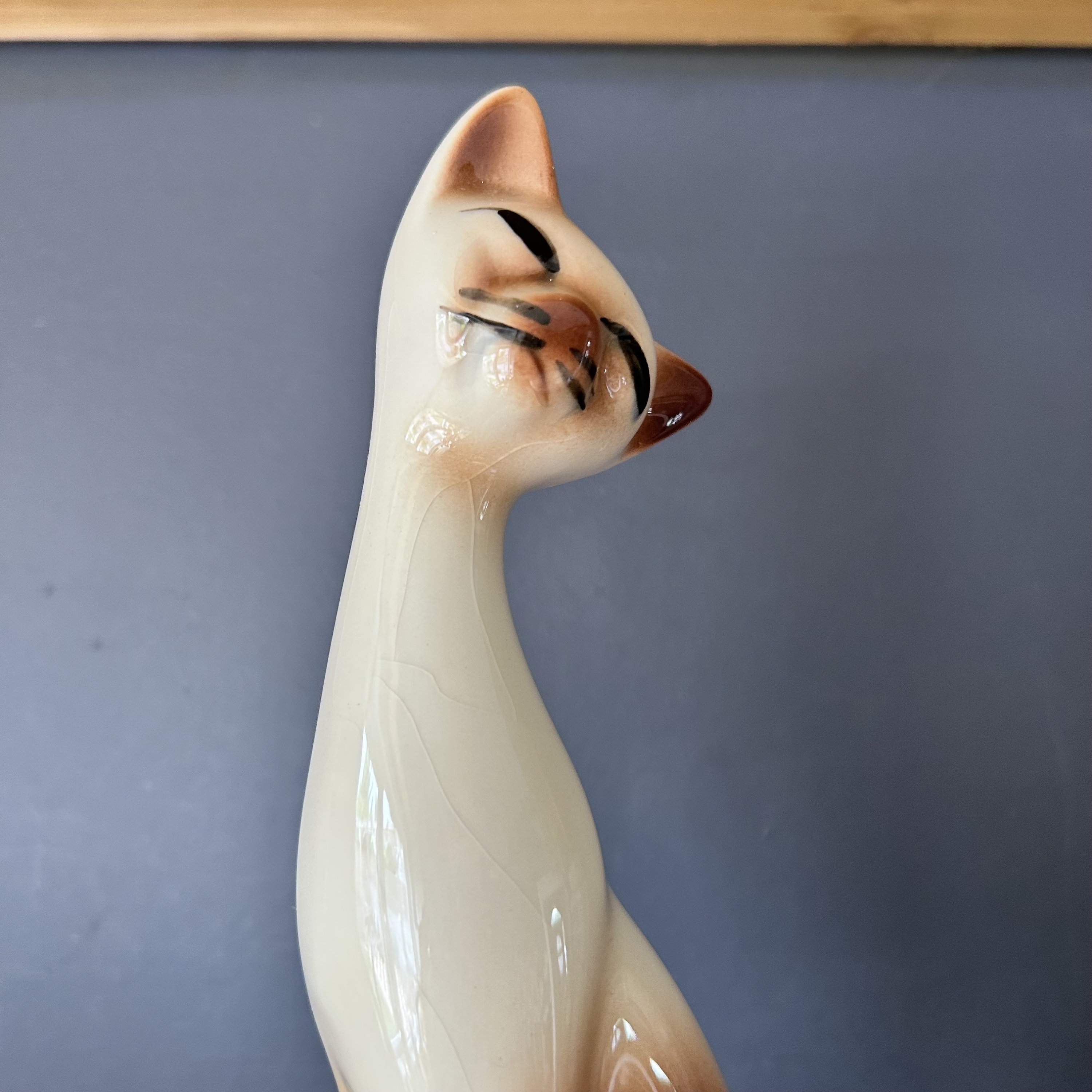 Vintage / Retro / Kitsch Long Neck Cat Figurine - Etsy