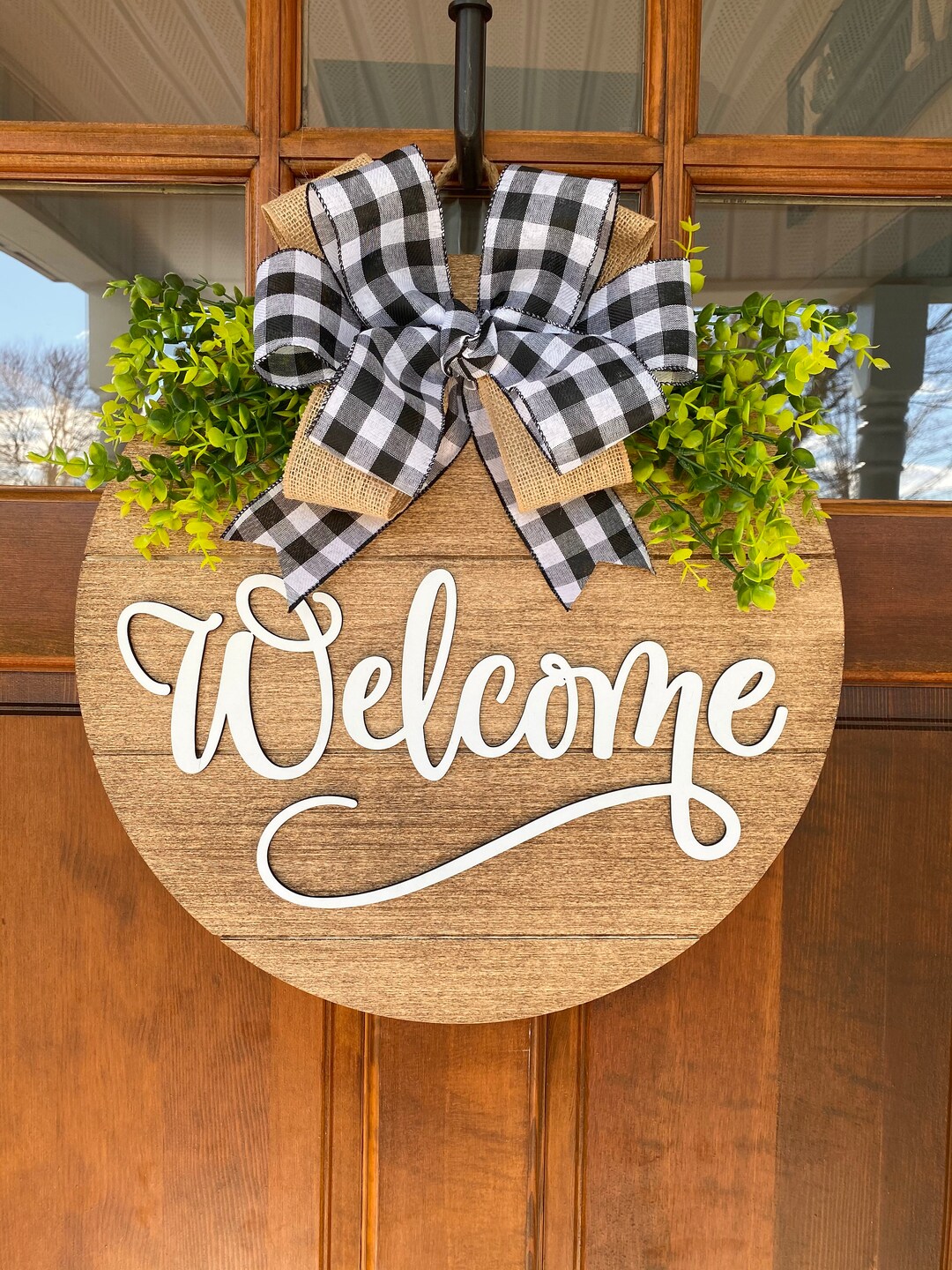Welcome Door Sign: Round Shiplap Wood Hanger, Buffalo Plaid Bow - Etsy