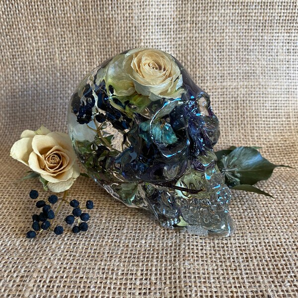Resin Skull - Etsy