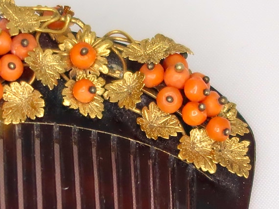 Antique Payneta 8K Gold Vine Coral Grape Clusters - P… - Gem