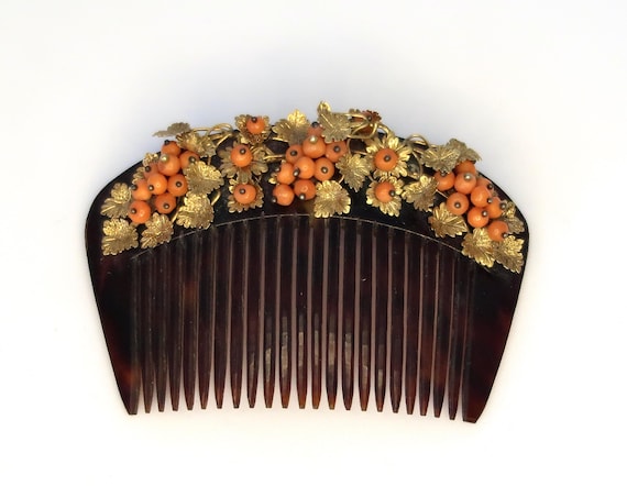 Antique Payneta 8K Gold Vine Coral Grape Clusters - P… - Gem