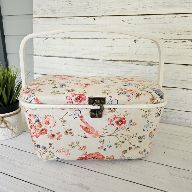 Vintage Sewing Box - Etsy
