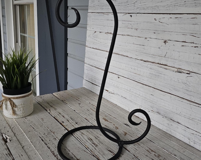 Vintage Heavy Sturdy Black Wrought Iron Metal Ornament Holder - Metal ...