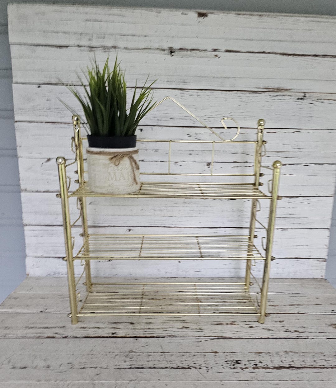 Vintage Gold 3 Shelf Metal Organizer Gold Metal Rack 3 Shelf Display ...