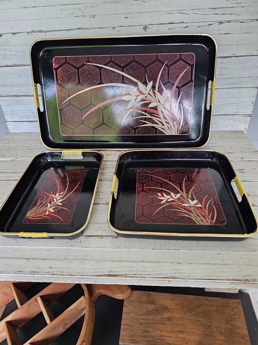 Vintage Set of 3 Toyo Japan Black Lacquer Trays Metallic Gold Edge ...
