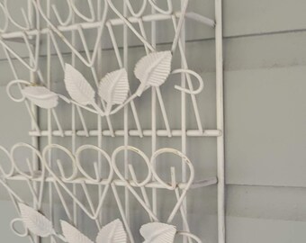 Metal Display Rack Vintage - Etsy