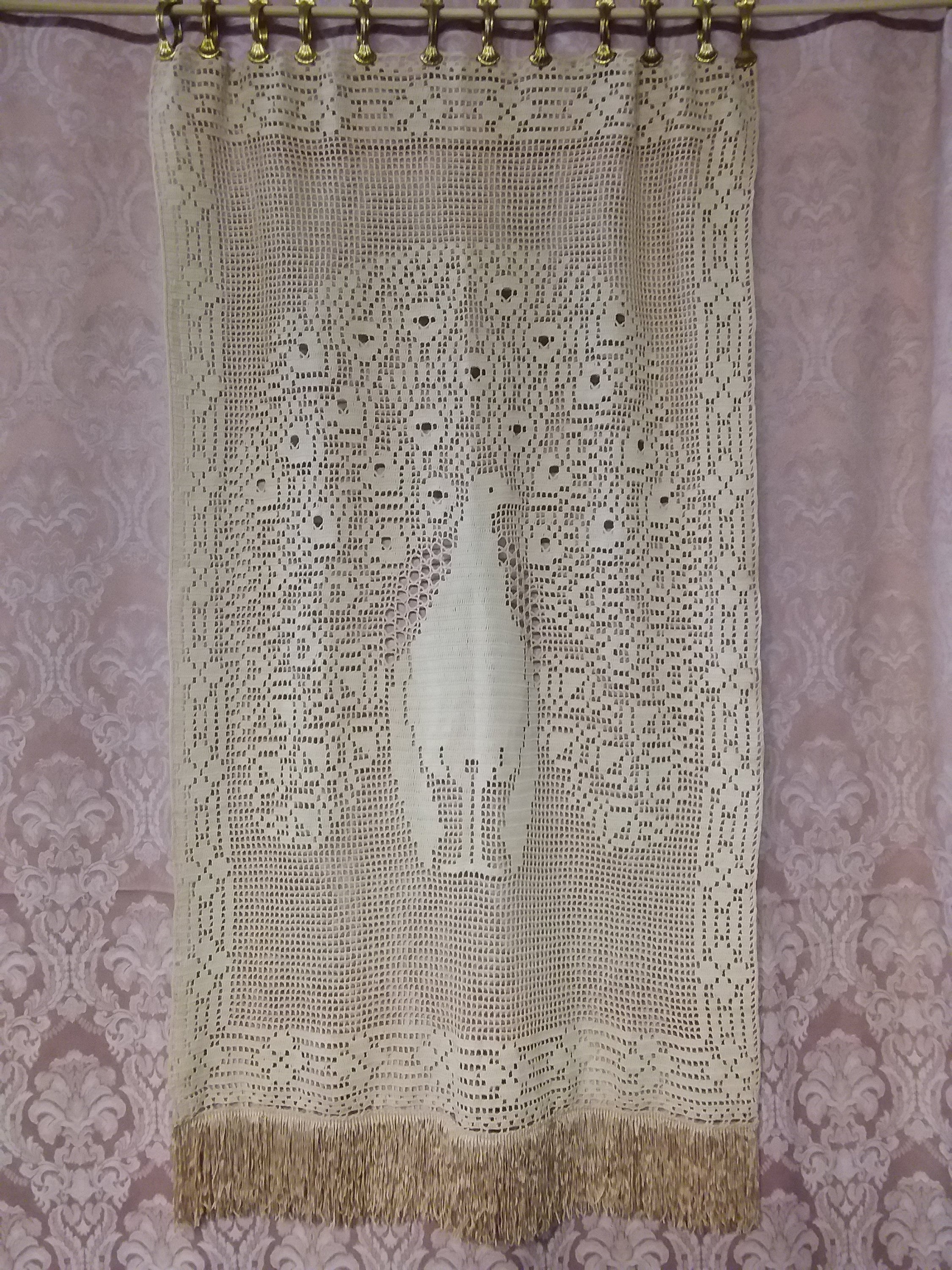 Peacock Filet Crochet Pattern