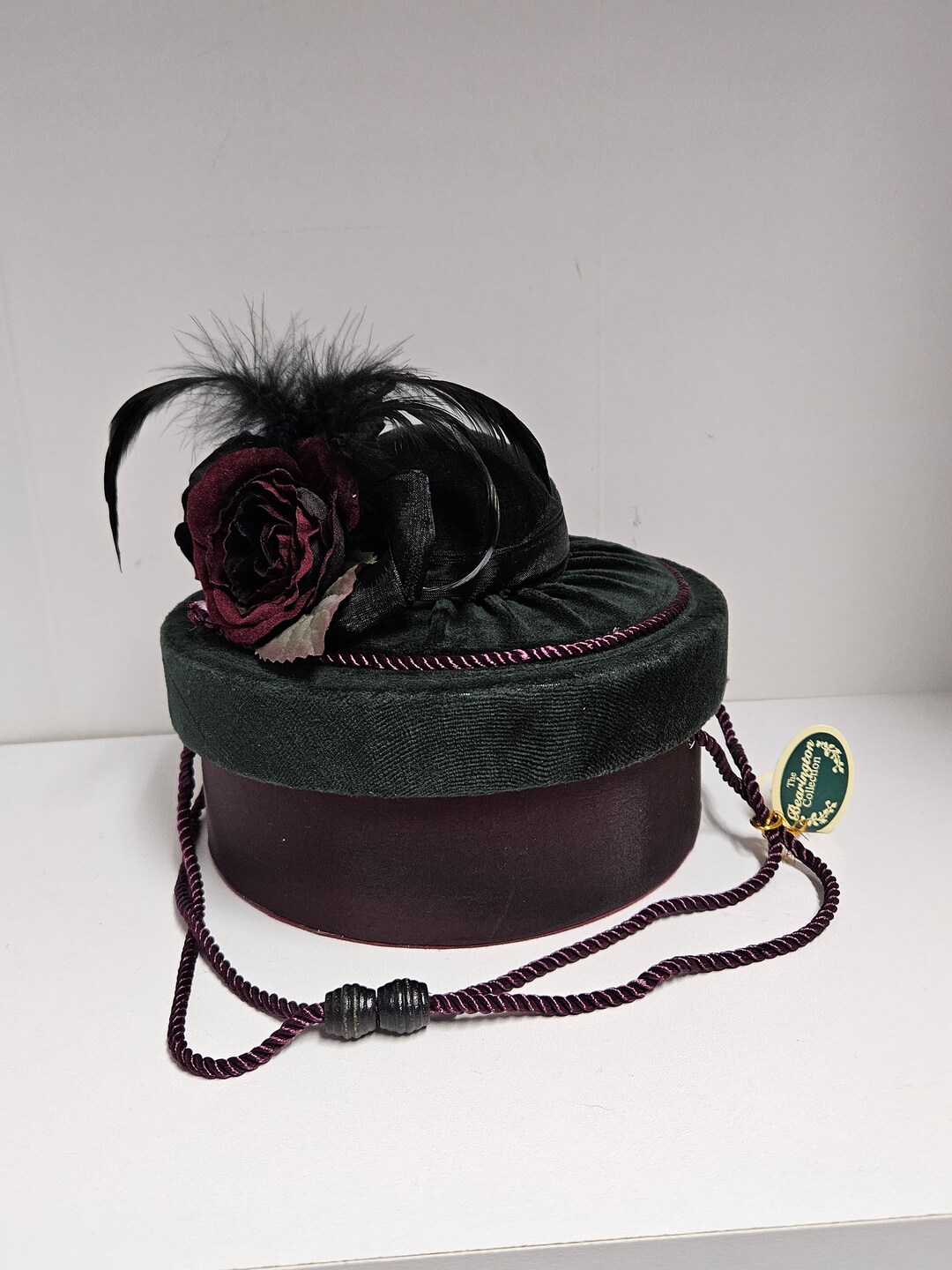 Bearington Bears NOS Hat Box, Burgandy Satin With Green Velvet Lid, 8diameter X 6 Tall - Etsy