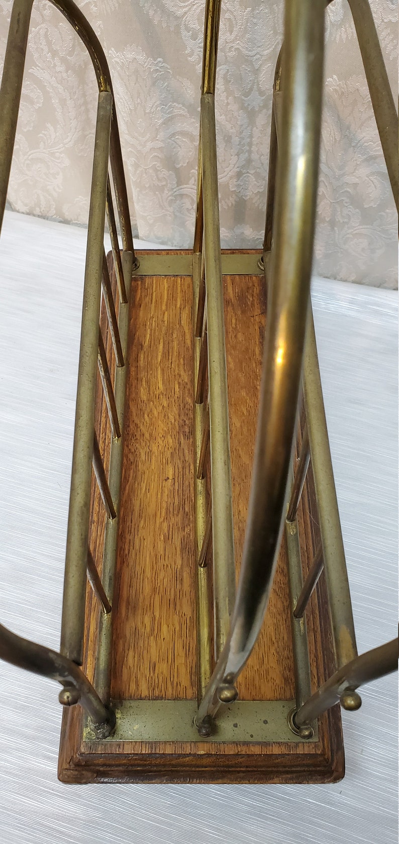 Oak & Brass Hotel Magazine/newspaper Rack/holder/carrier. 3 - Etsy
