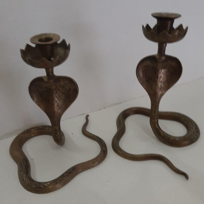 Cobra Candleholder - Etsy