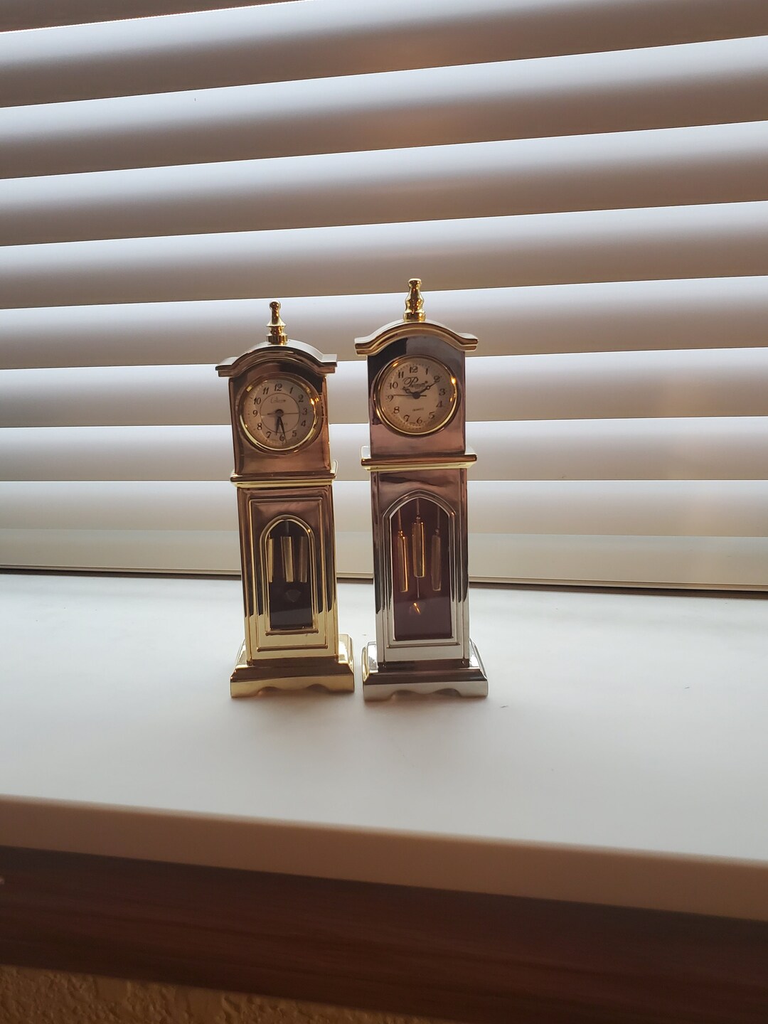 Choice 1 of 2 Miniature Solid Cast Brass Cased Quartz Watch Movement ...