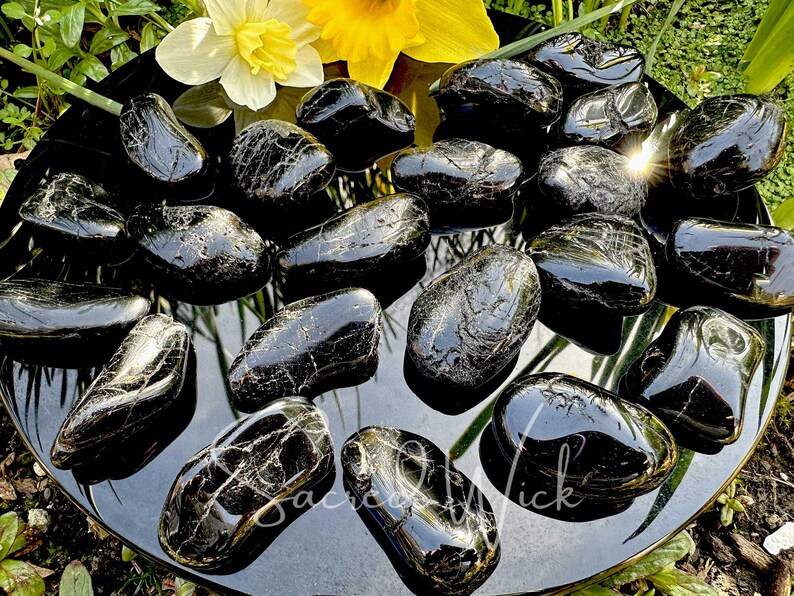 BLACK TOURMALINE SCHORL Large Tumbled Crystal for Releasing Past Hurts ...