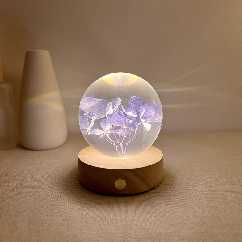 Purple Hydrangea Resin Ball, Real Flower Night Light, Dried Floral ...