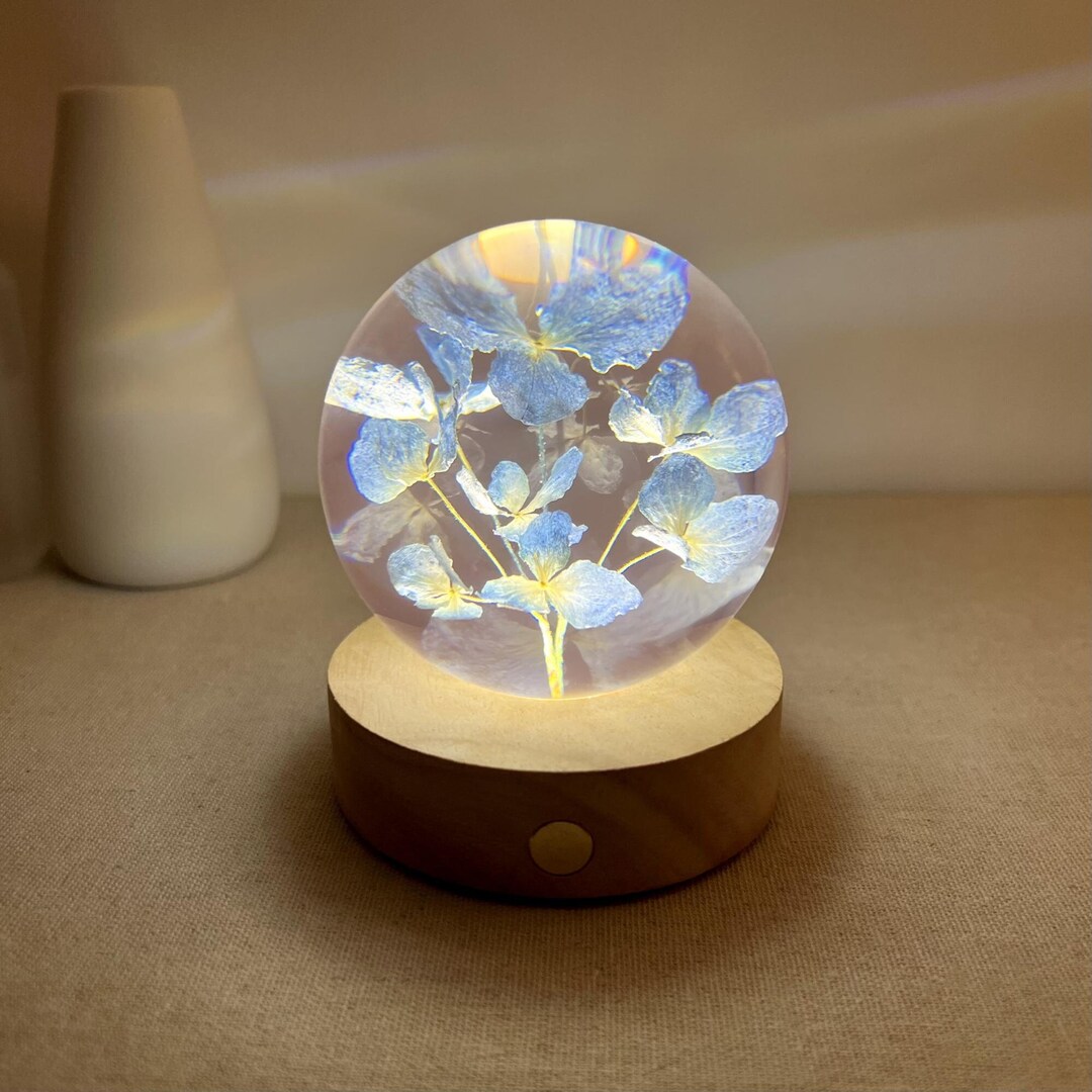 Custom Hydrangea Resin Ball, Blue Flower Night Light, Dried Flower ...