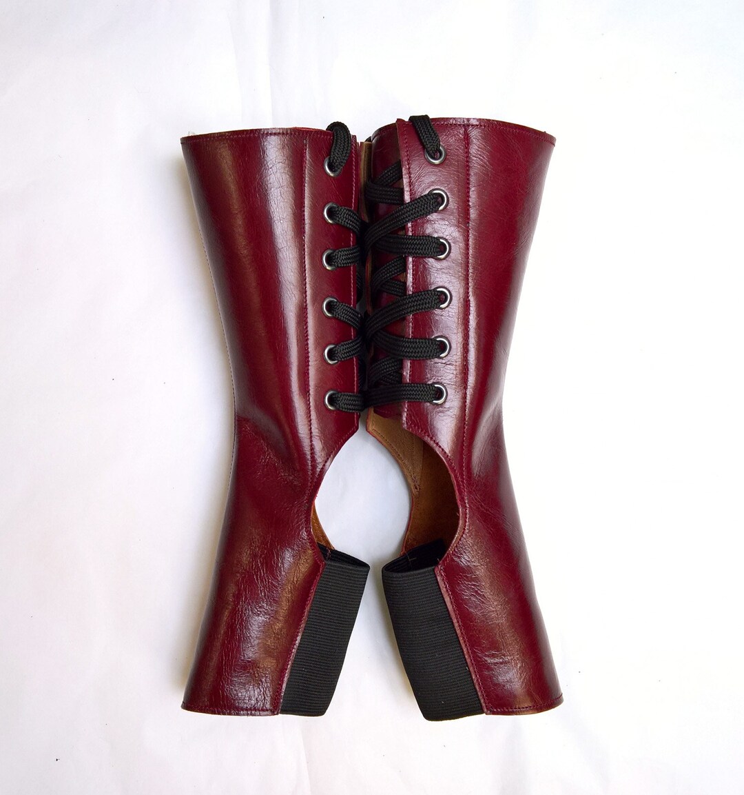 Isabella Mars SHORT Aerial Boots in BURGUNDY Red Leather - Trapeze ...