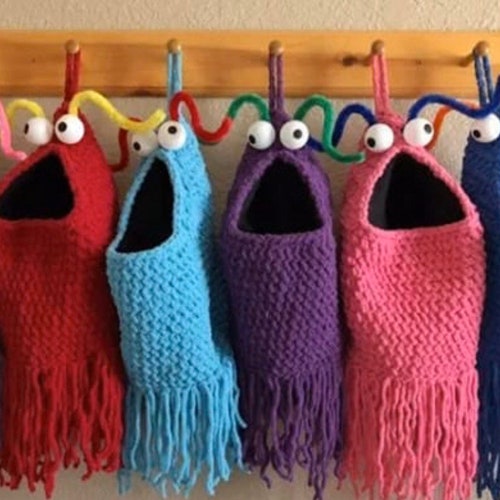 YIP YIP ALIENS - Etsy