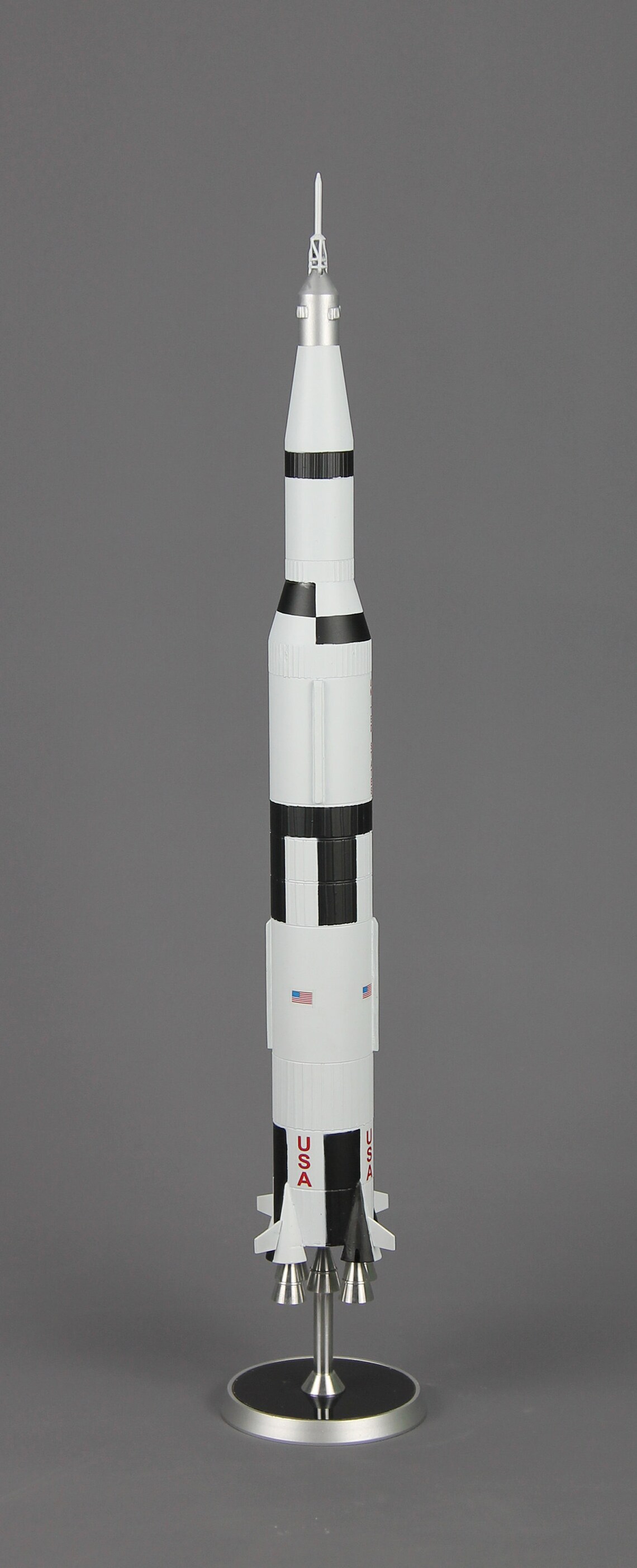 1:250 Scale model of legendary moon rocket Saturn V made of | Etsy