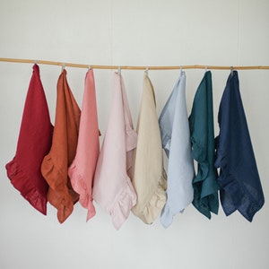 Towel With Ruffles From Linen / 20 X 27" Farmhouse Towels With Ruffle ...