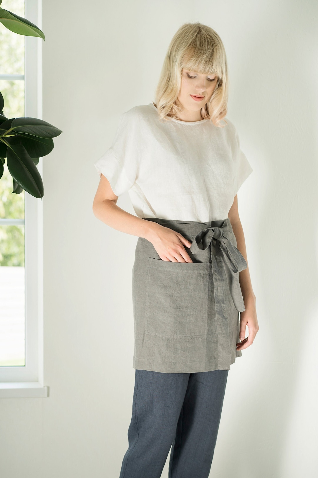 Half Apron With Pockets Made From Linen MINT / Linen Short Apron ...