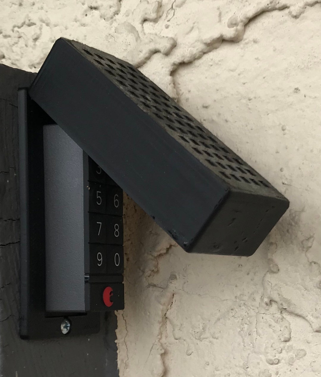 Sturdīycover® August Smart Keypad Weather-resistant HOUSING ...