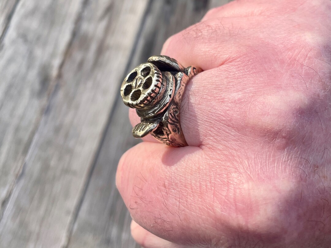 Victorian Assassin Ring - Etsy