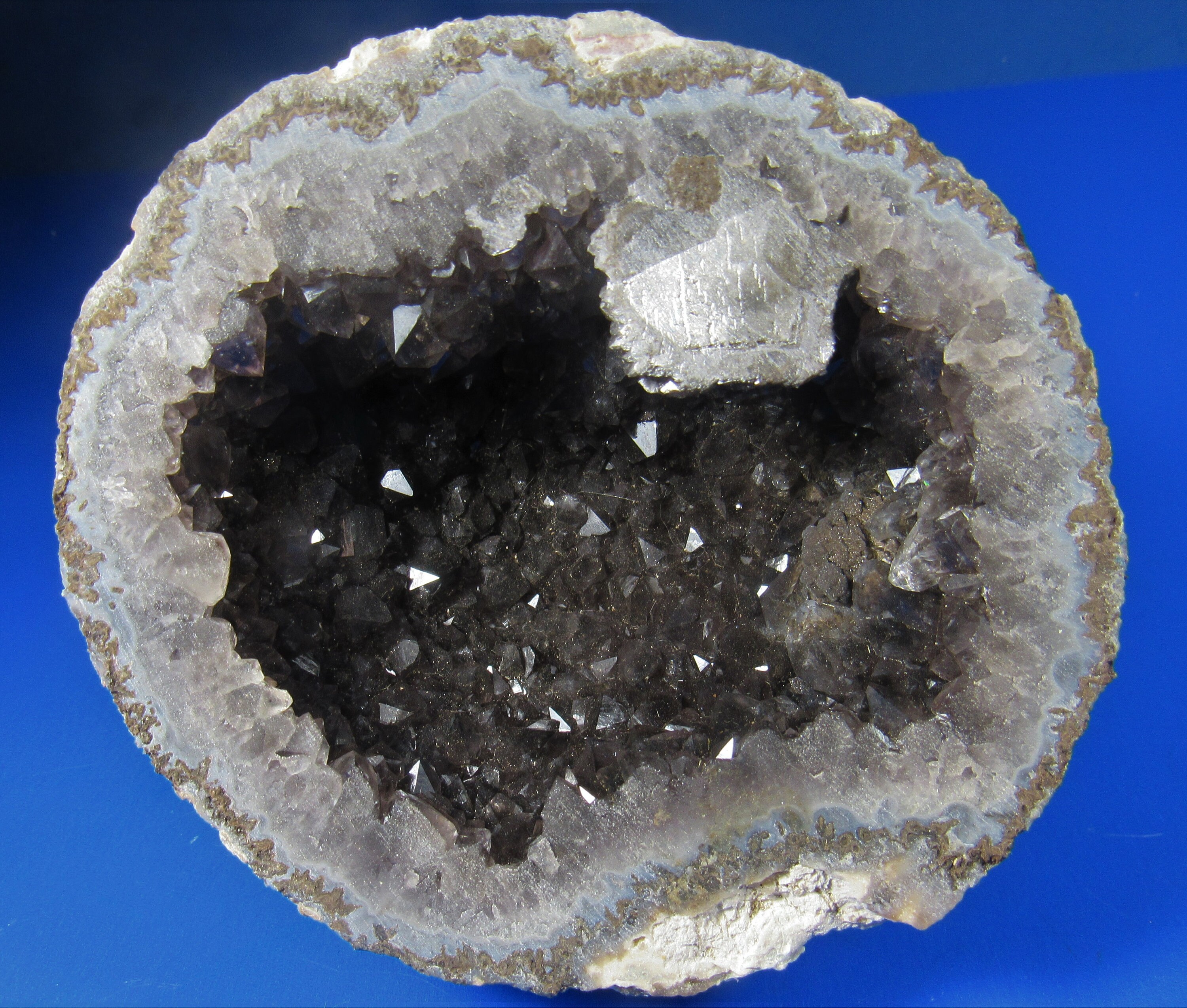 SMOKEY QUARTZ lined AGATE geode | Etsy