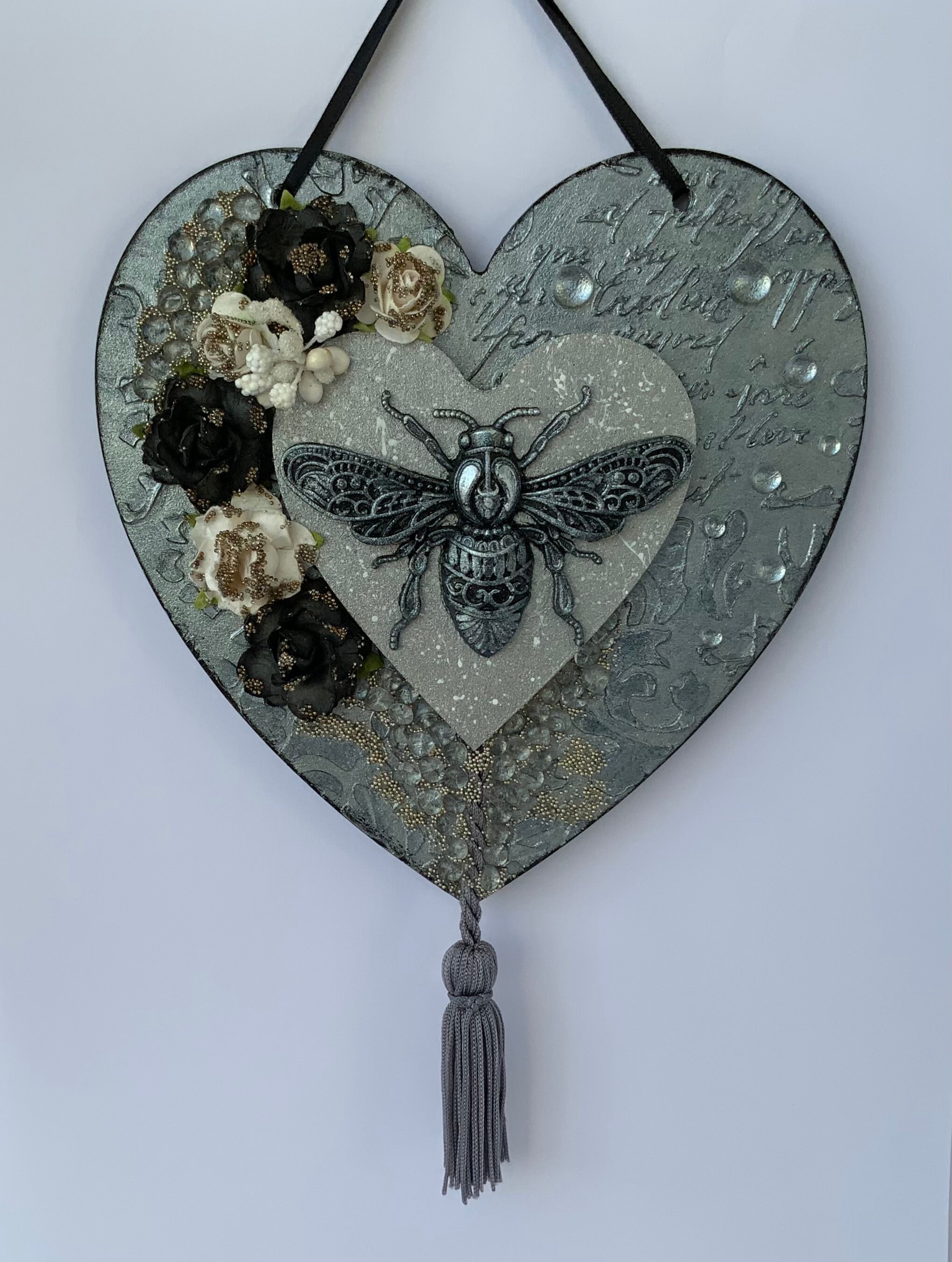 Mixed Media Bee Heart 15cm X 15cm X 6mm Silver/grey/black - Etsy UK