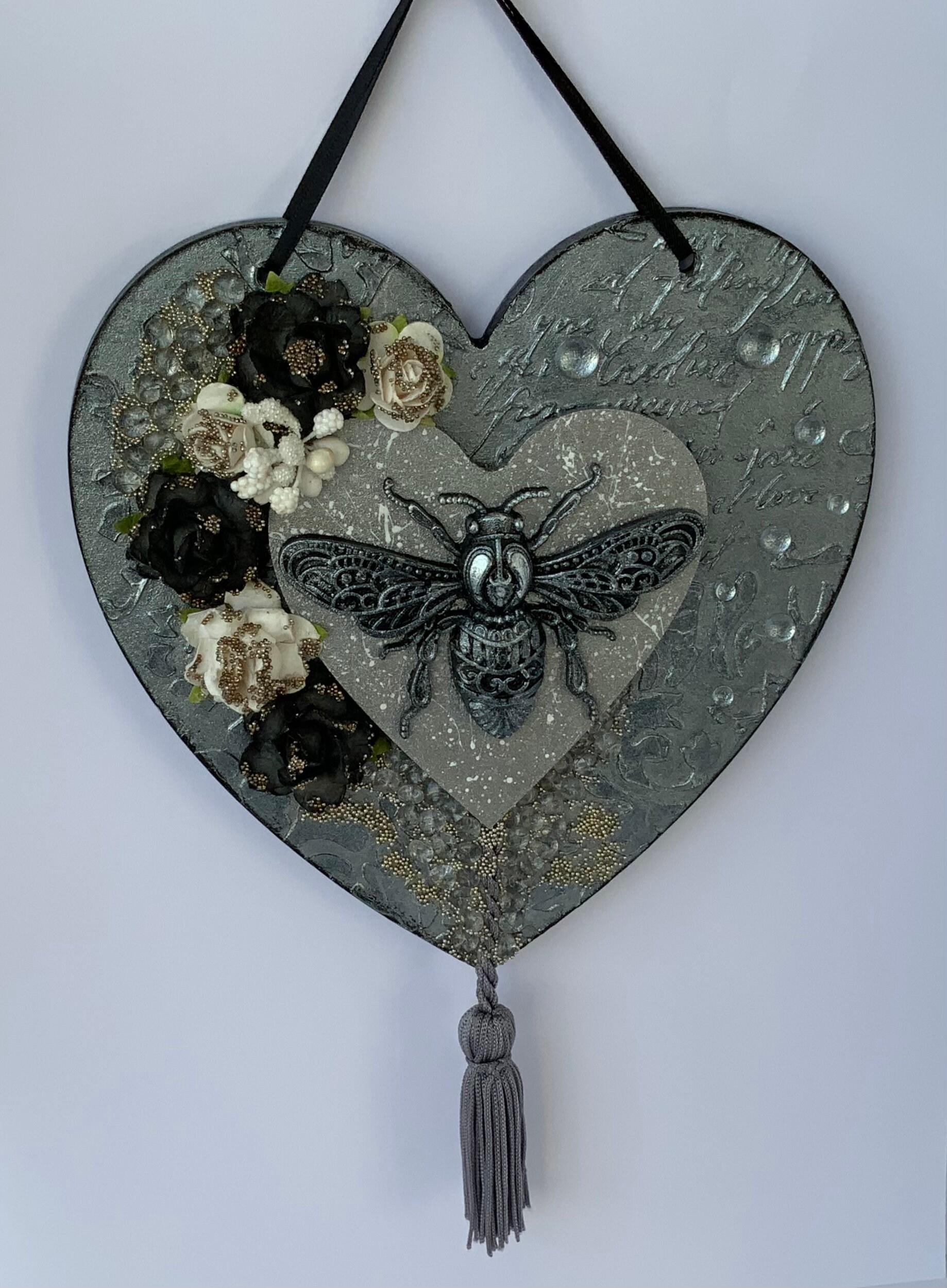 Mixed Media Bee Heart 15cm X 15cm X 6mm Silver/grey/black - Etsy UK