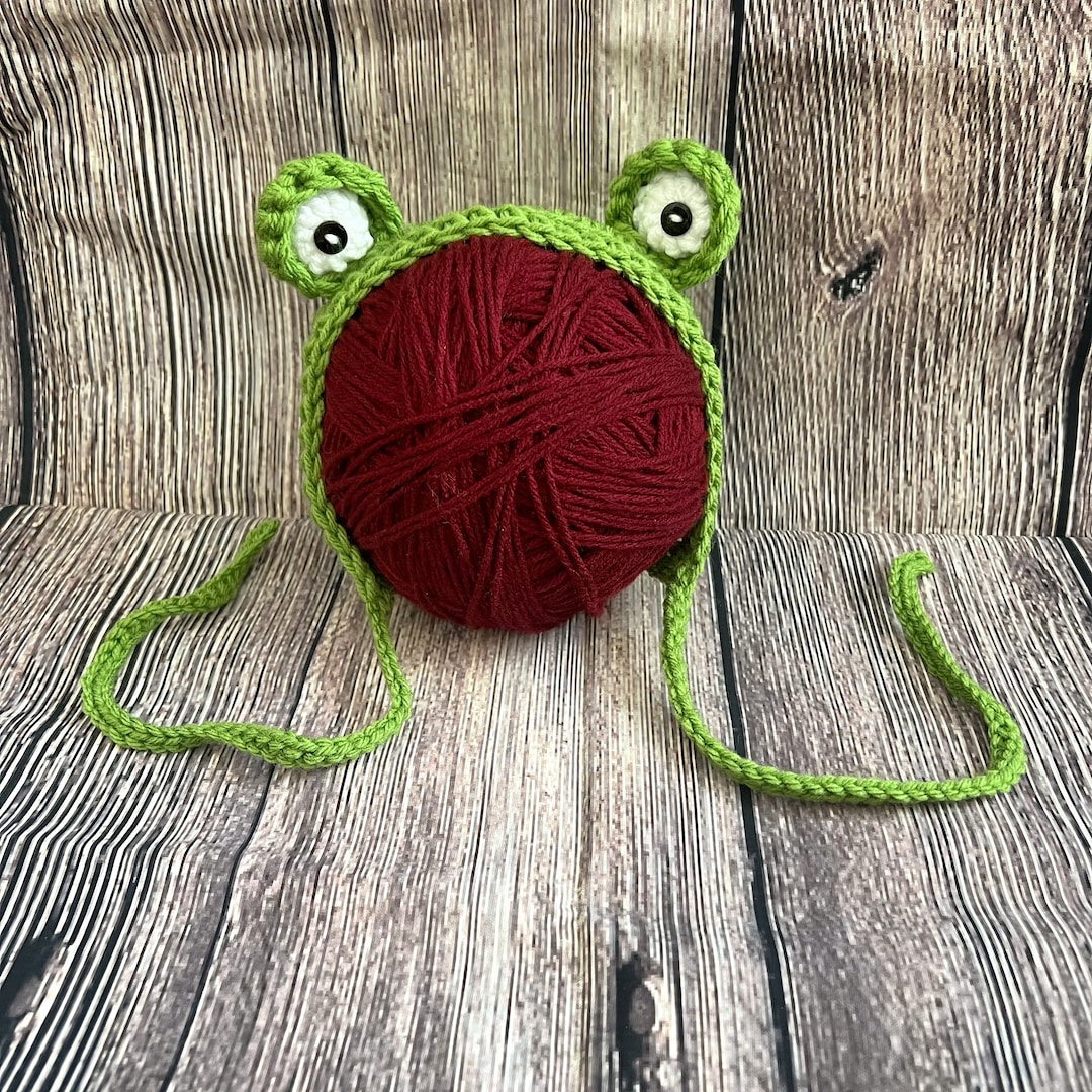 Crochet Frog Bonnet, Baby Hat, Frog Hat, Baby Frog Hat, Newborn Photo ...