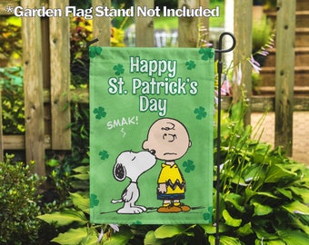 Charlie Brown Garden Flag - Etsy