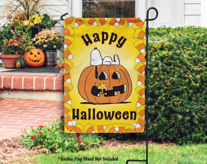 Snoopy Halloween Trick or Treat Outdoor Wooden Yard Sign/ Yard Art - Etsy