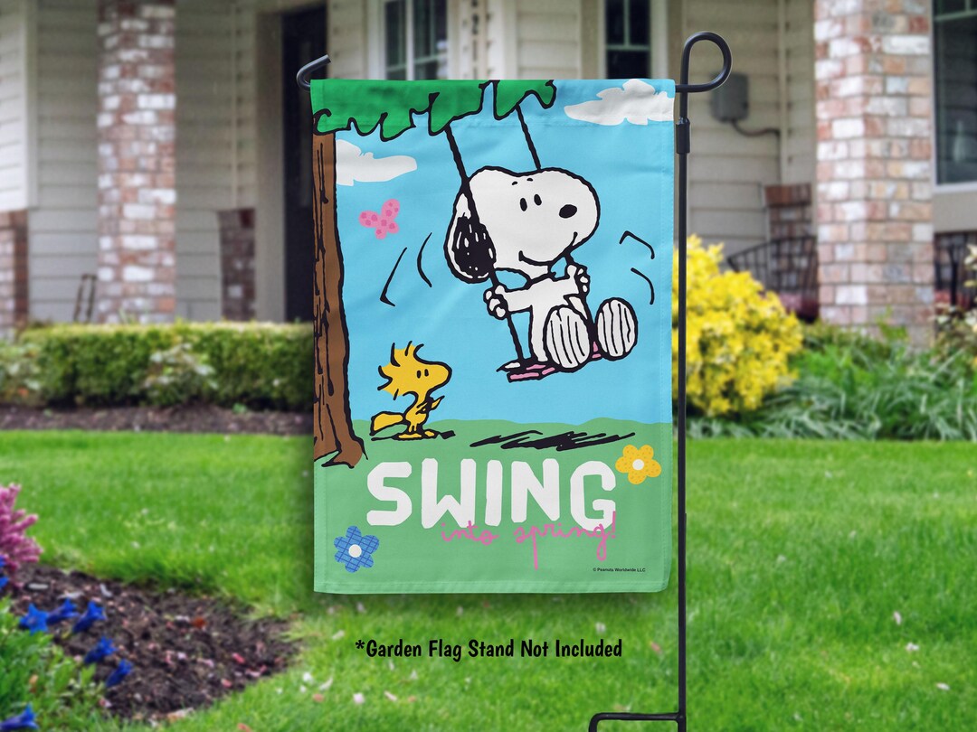 Spring Snoopy Garden Flag Peanuts Snoopy and Woodstock Floral House ...