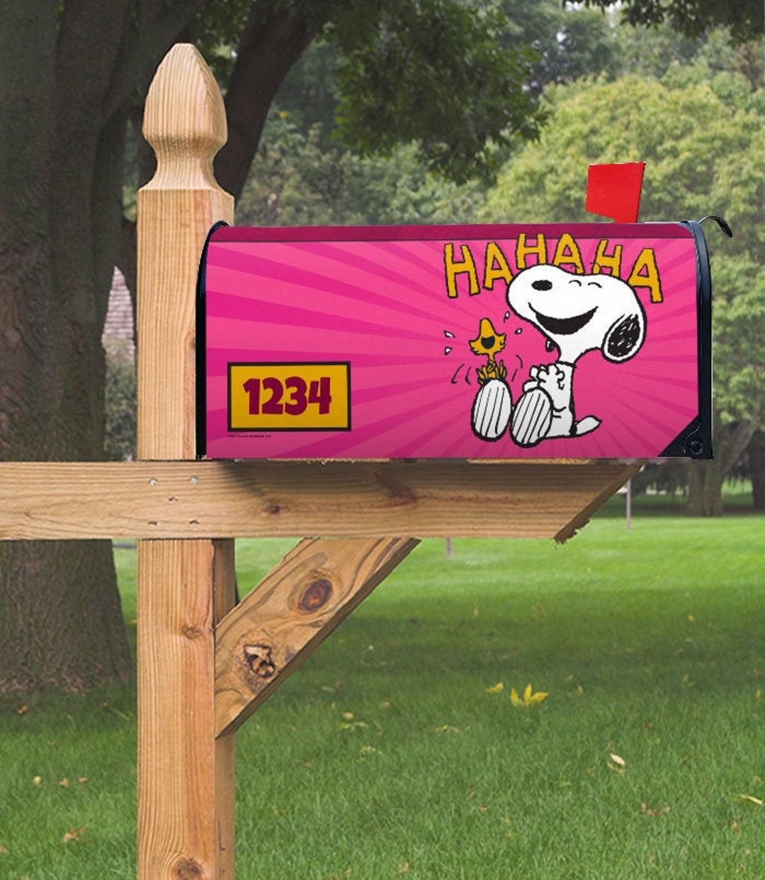 Mailbox Cover, PEANUTS®, PEANUTS® Smile Giggle Laugh Magnetic Mailbox ...