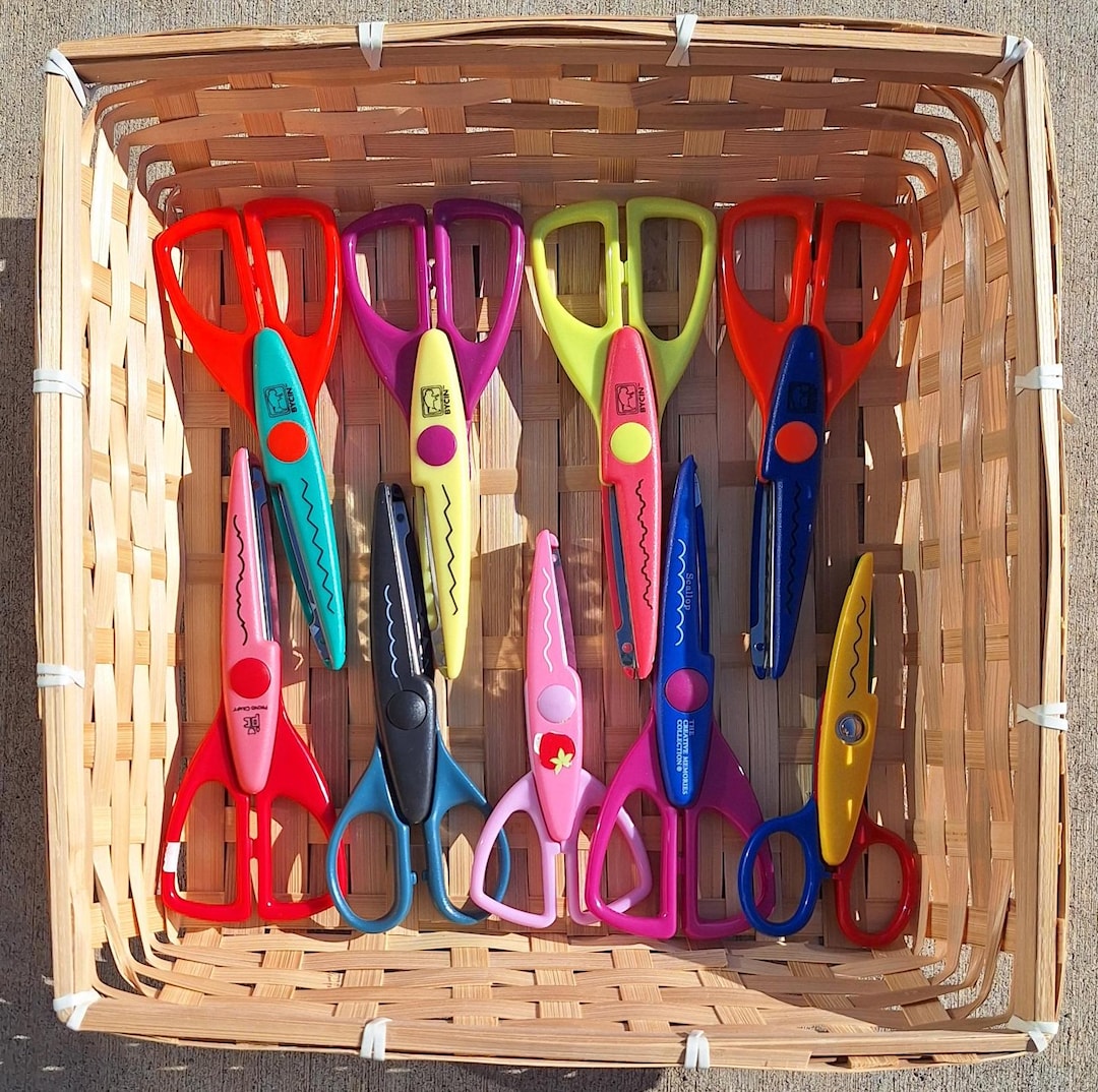 Decorative Craft Scissors, Paper Edgers, Scrapbooking Supplies, Shapers ...