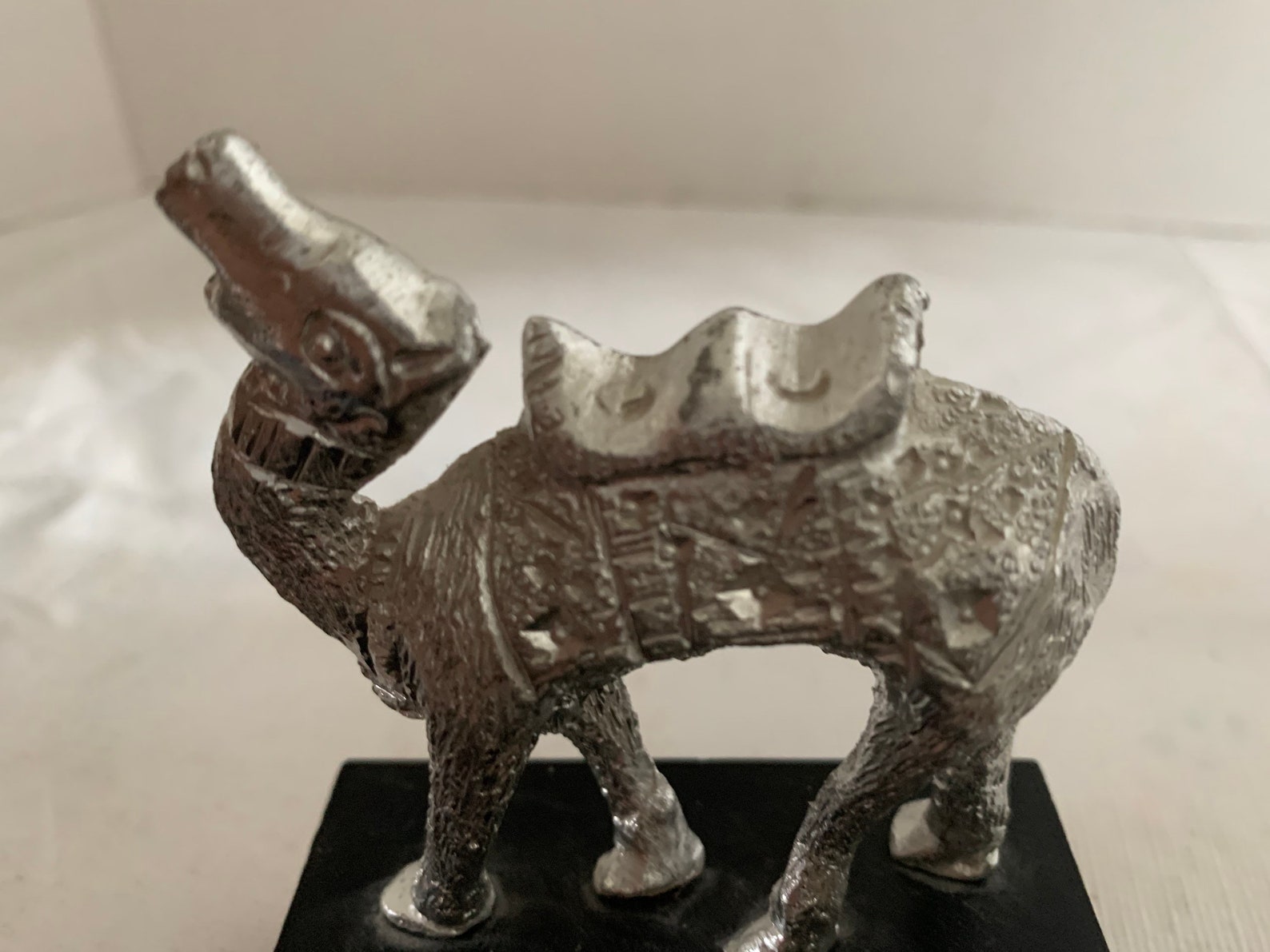 Metal Silver Finish Camel Paperweight Figurine Middle East Desert ...
