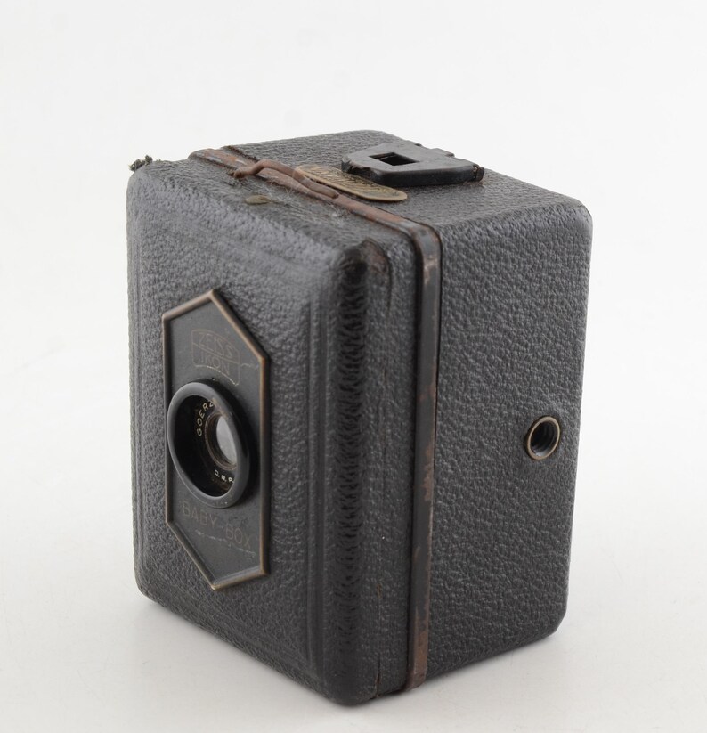 Vintage Zeiss Ikon Baby Box 54/18 Tengor Camera With Original Case ...
