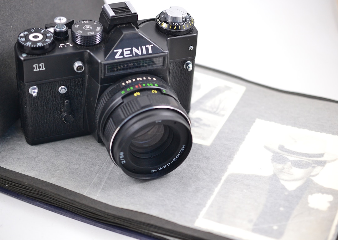 Vintage Film Camera Soviet USSR Reflex SLR Camera ZENIT 11 + Helios 44m ...