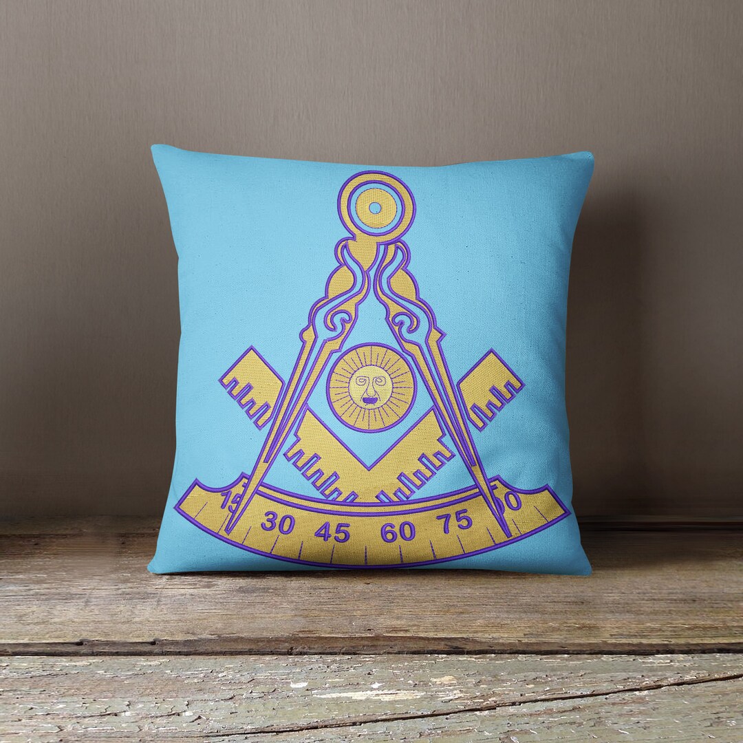 Past Master Emblem - Digital Machine Embroidery File - 3x3, 4x4, 5x5 ...