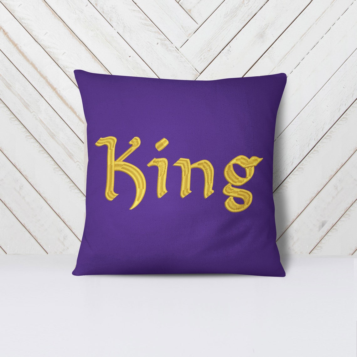 King Wording Digital Machine Embroidery Design 2x3 3x4 | Etsy