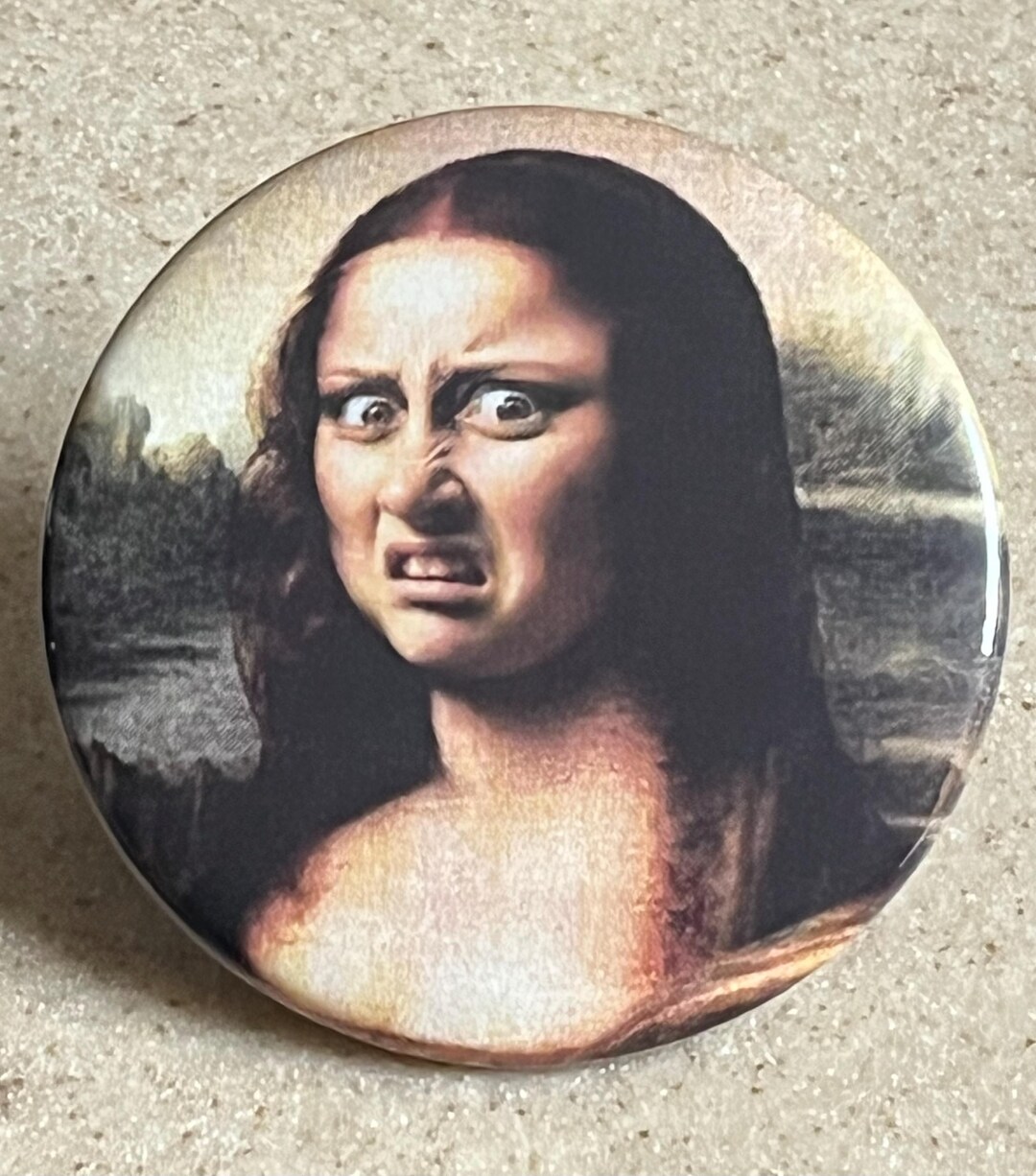 Mona Lisa Cringe Smile Pins or Magnet - Etsy