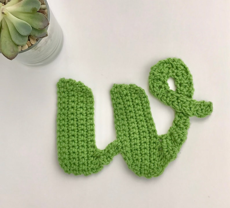 ANGELS & RAINBOWS Font Crochet Letter W Pattern, Crochet Letter Pattern ...