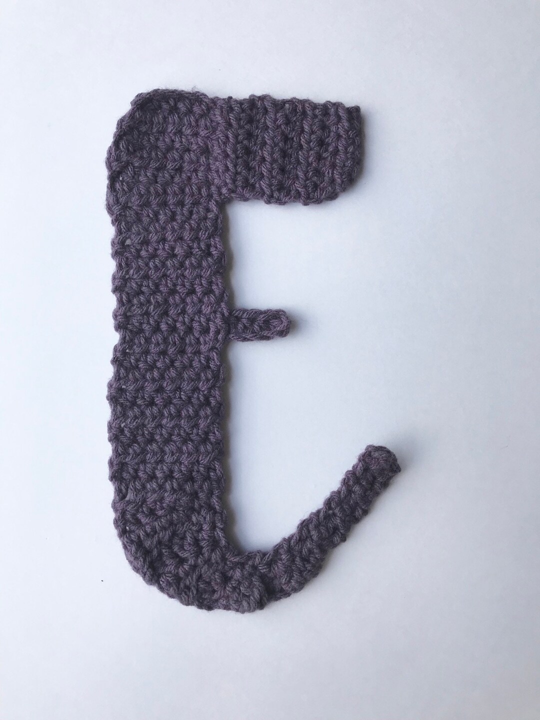 ANGELS & RAINBOWS Font Crochet Letter E Pattern, Crochet Letter Pattern ...