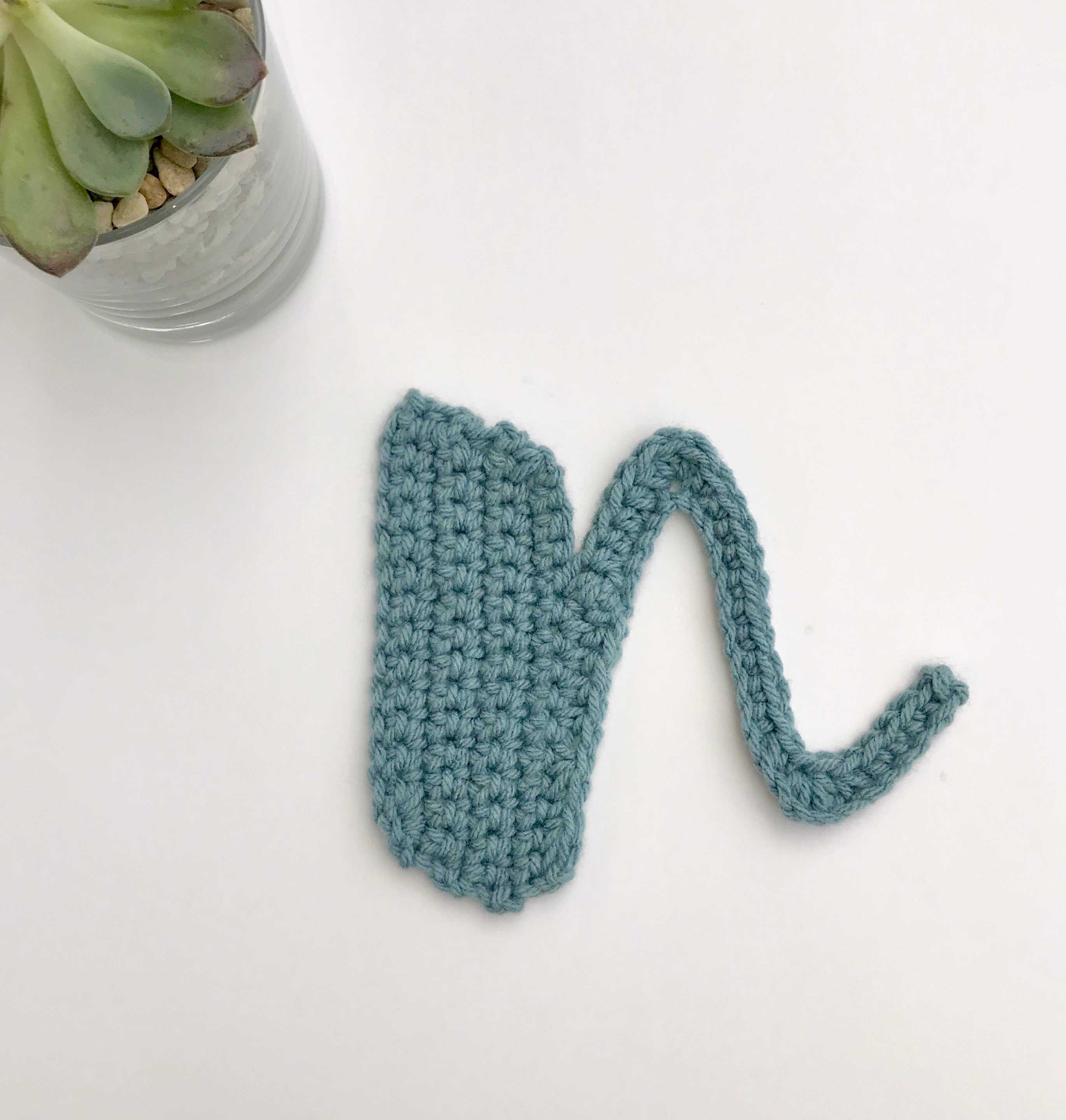 ANGELS & RAINBOWS Font Crochet Letter N Pattern, Crochet Letter Pattern ...
