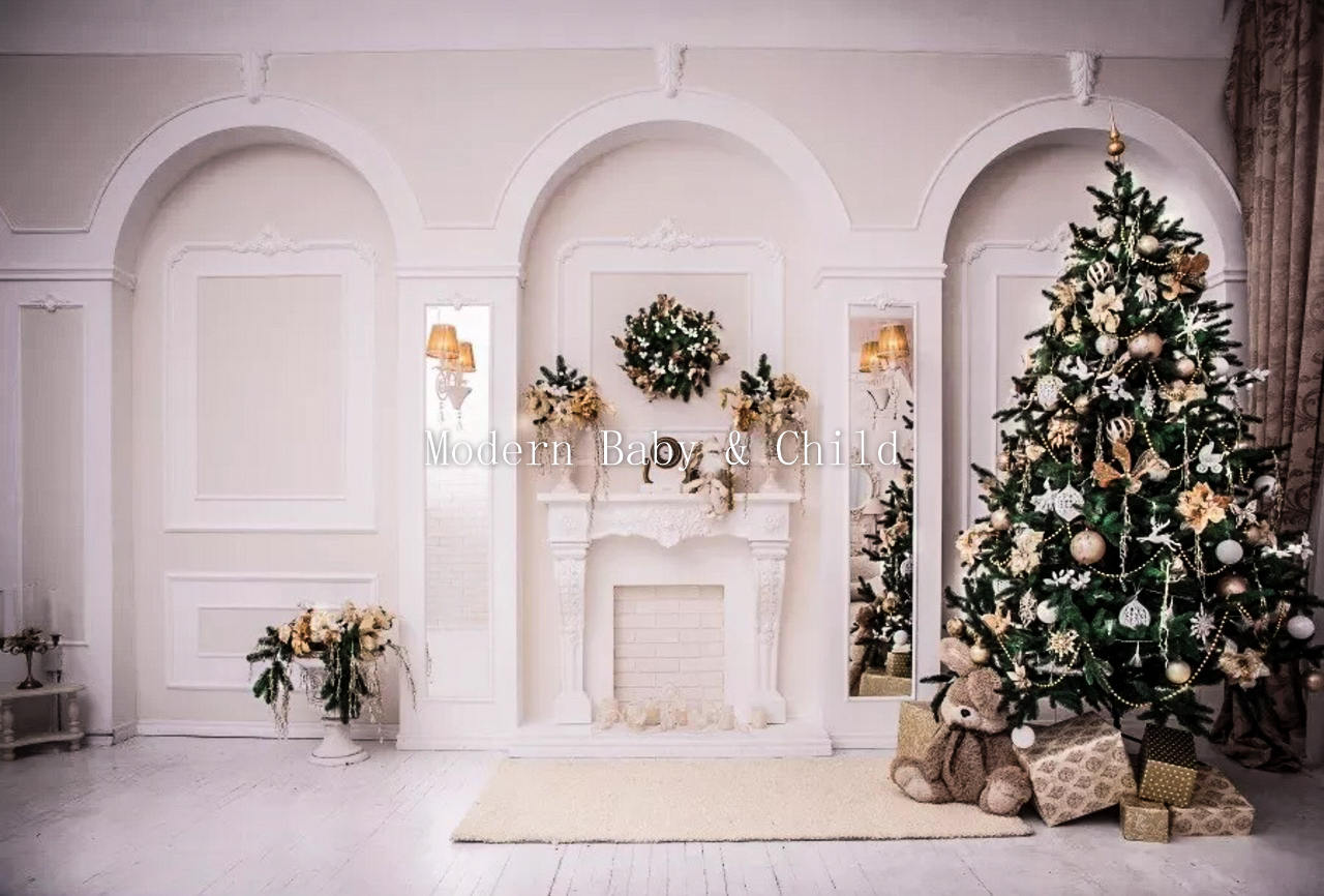 Christmas Fireplace White