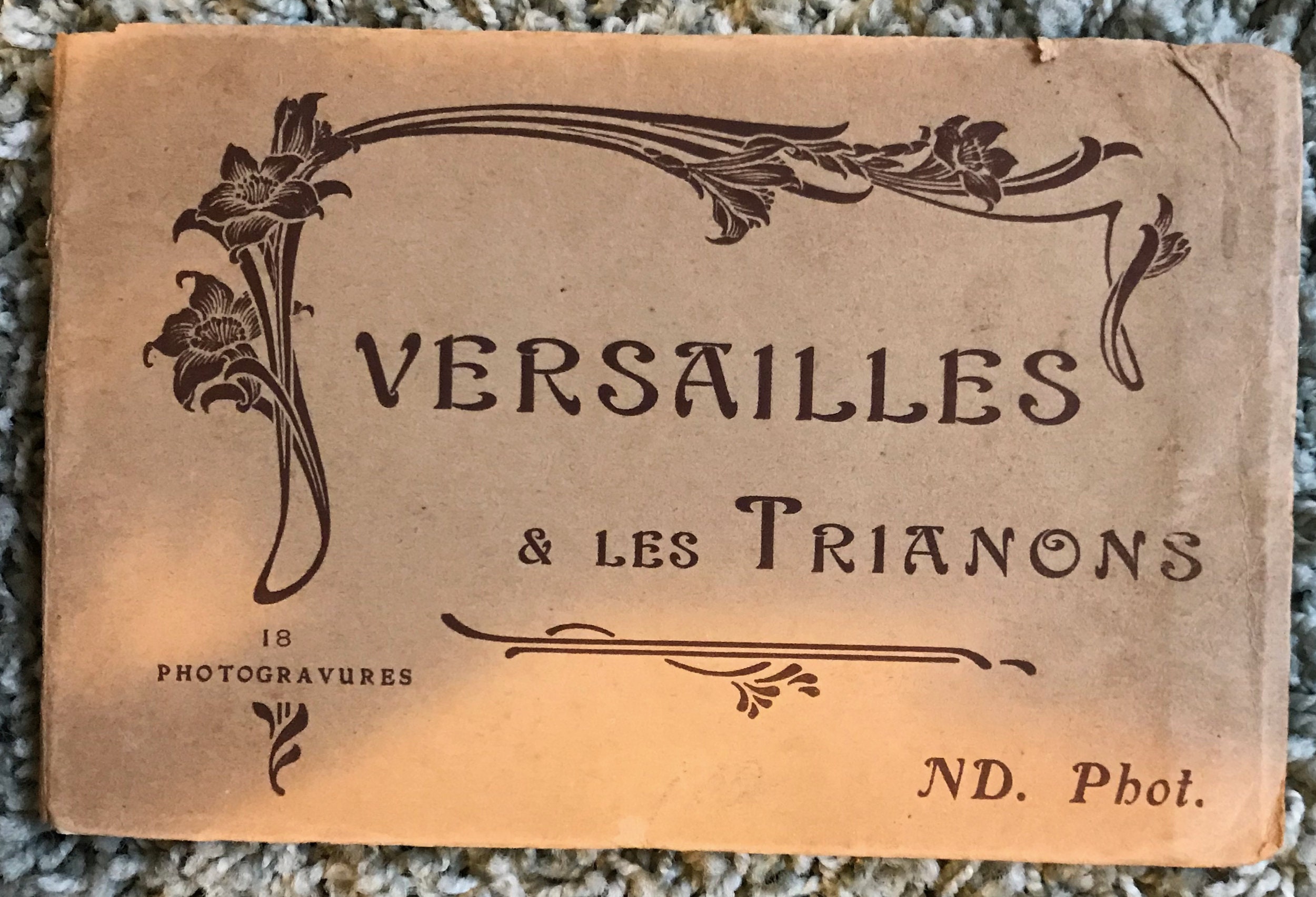ANTIQUE 18 PHOTOGRAVURES of VERSAILLES & Les Trianons, Nd. Phot. Moreau ...