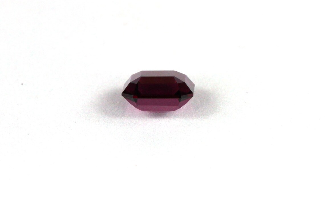3.75ct Purplish Maroon Loose Garnet Gemstone | 8.8 X 8.0mm | Untreated ...